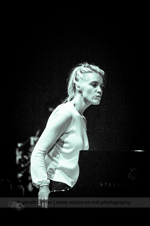 Julia Kadel Trio: Hafensommer Würzburg 2016 (Photos)