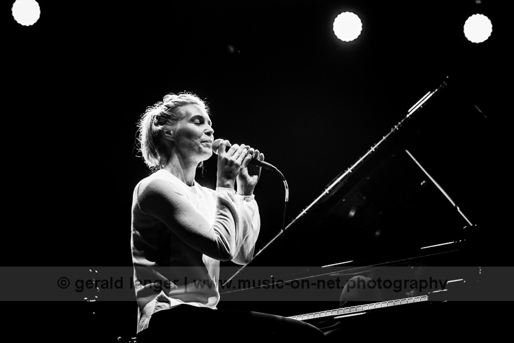 Julia Kadel Trio: Hafensommer Würzburg 2016 (Photos)