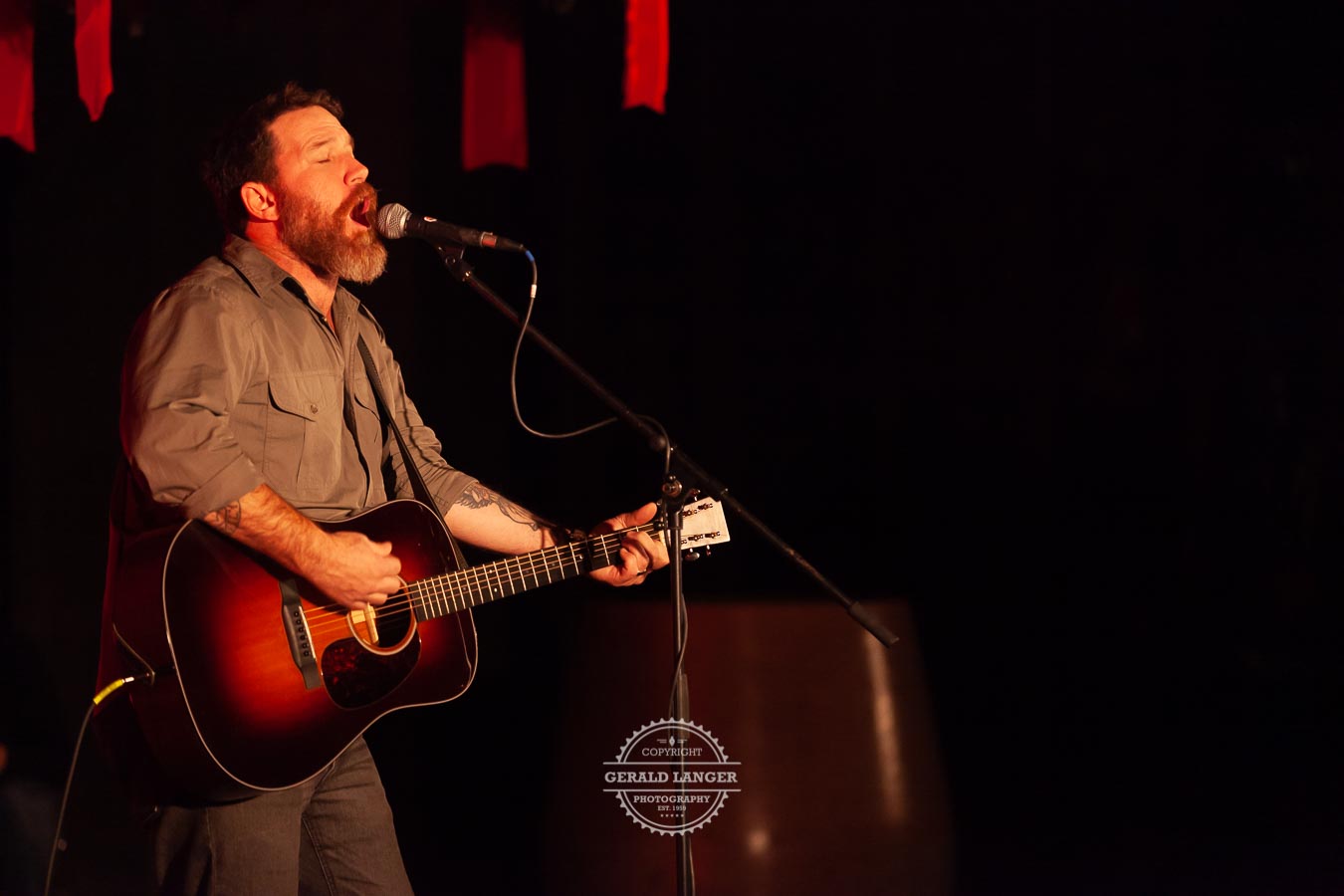 Chuck Ragan: St. Johanniskirche Würzburg 2018 (Photos)