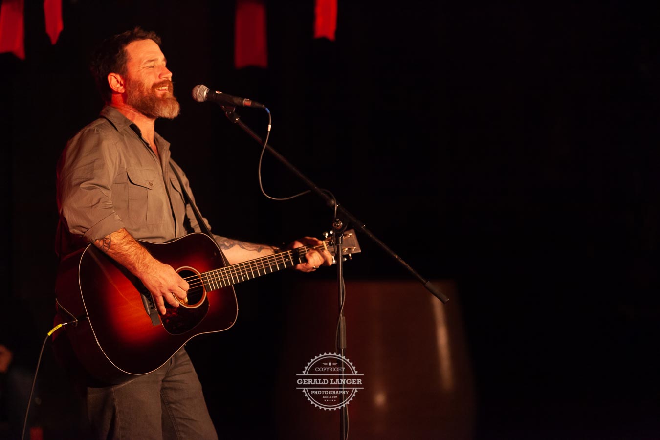 Chuck Ragan: St. Johanniskirche Würzburg 2018 (Photos)