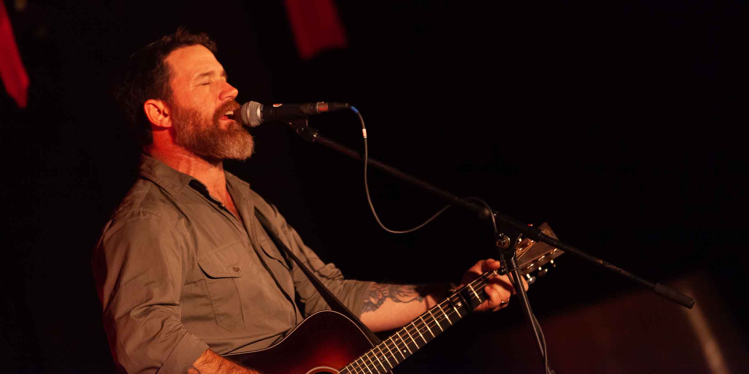 Chuck Ragan: St. Johanniskirche Würzburg 2018 (Photos)