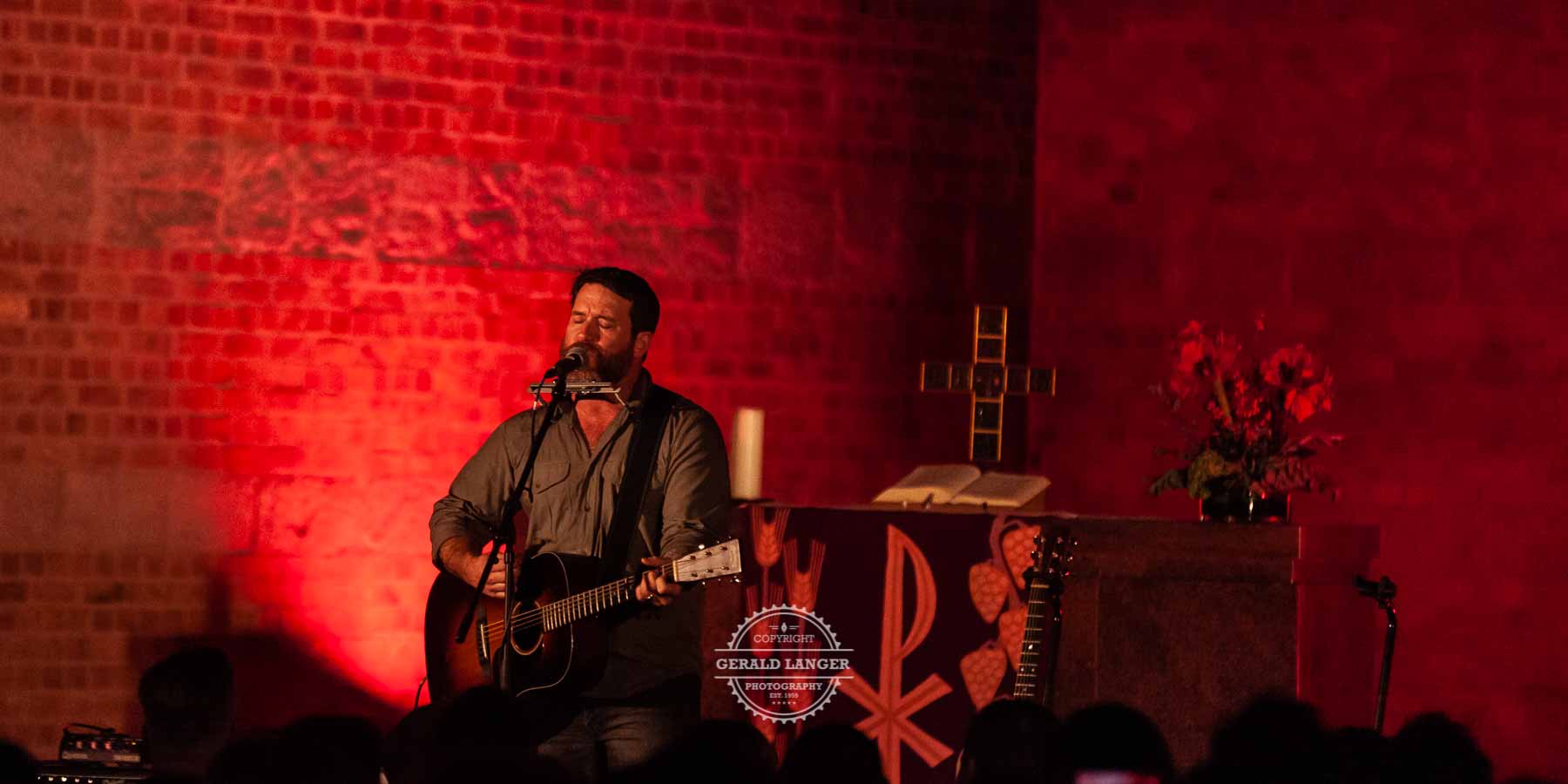 Chuck Ragan: St. Johanniskirche Würzburg 2018 (Photos)