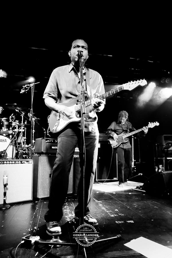 Robert Cray Band: Colos-Saal Aschaffenburg 2013 (Photos)