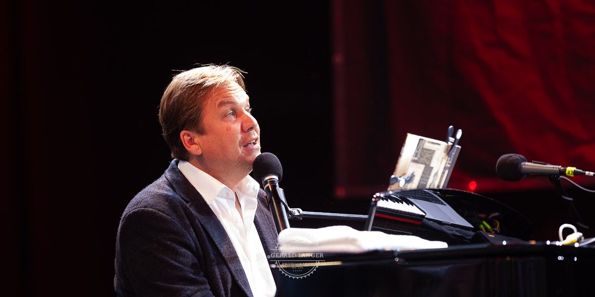 Matthias Brodowy - Hafensommer Würzburg 2022 - music-on-net.de